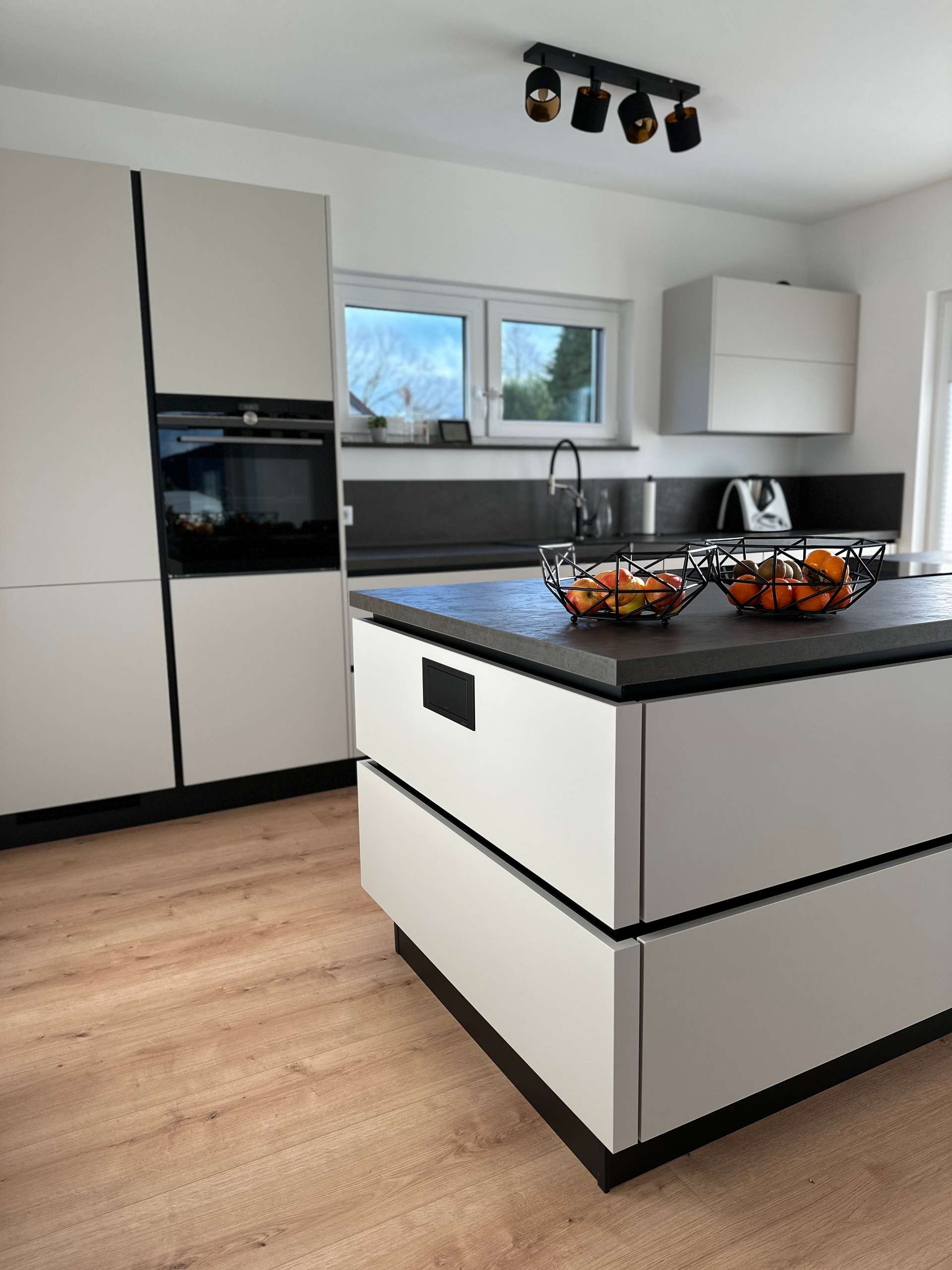 Küchentraum in Sandfarben | Einrichtungshaus Kranz GmbH